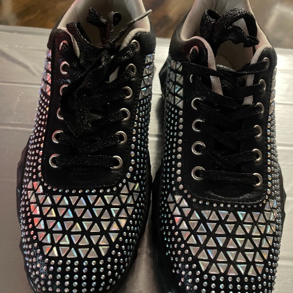 Cape Robbin | Shoes | Cape Robbin Black And Silver Studded Sneakers ...